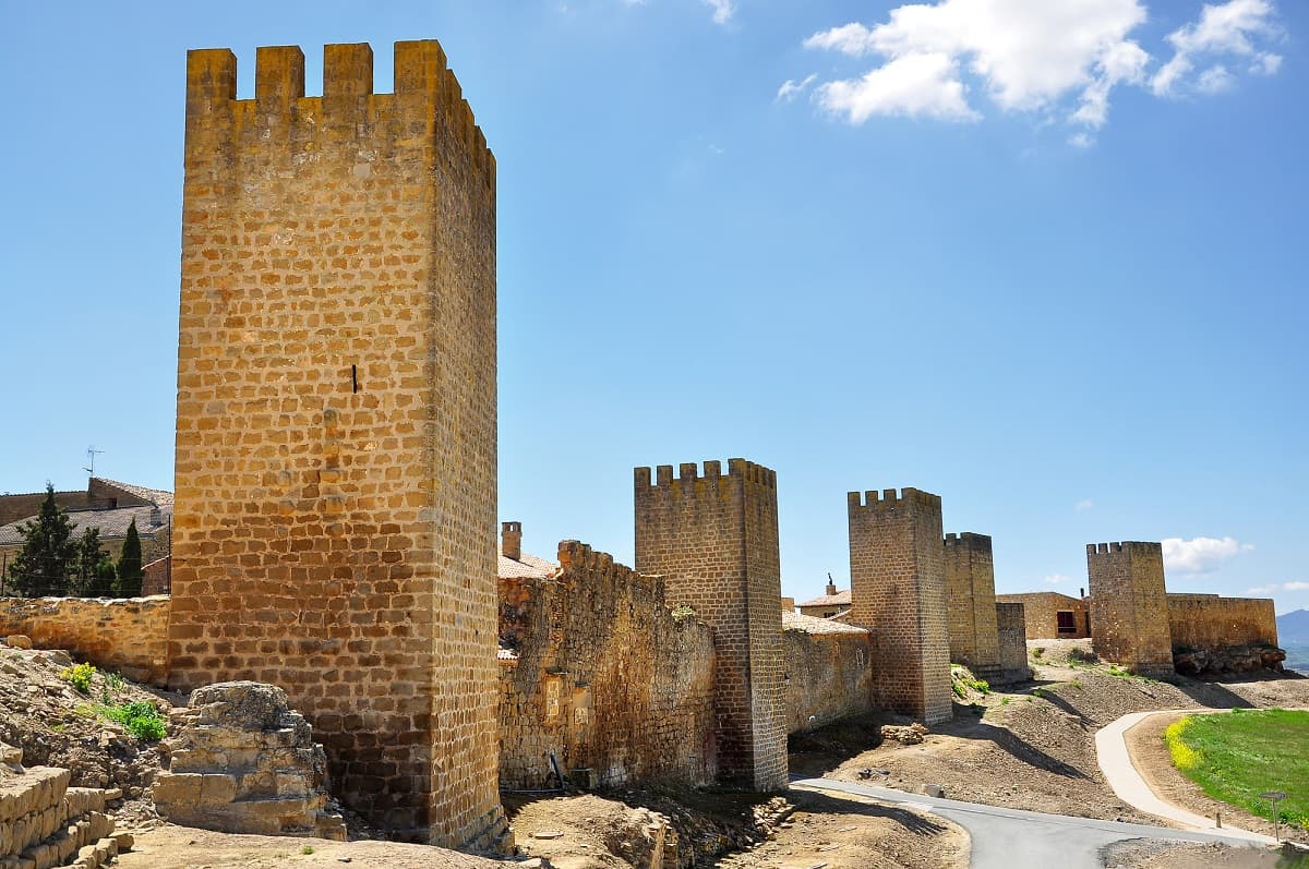 26 Sitios que Visitar en Navarra, Pueblos, valles, barrancos, monumentos